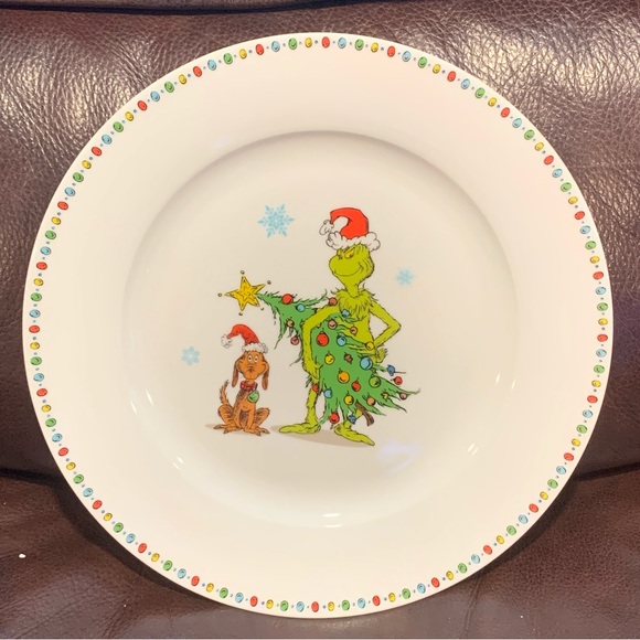 Dr. Seuss | Holiday | Grinch Max With Christmas Tree Dinner Plate How ...